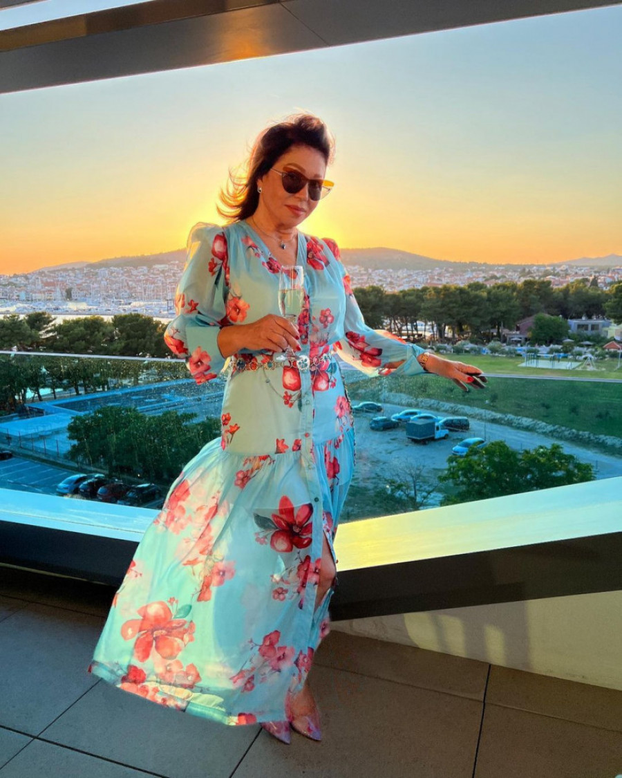 Neda Ukraden po peti put u istoj haljini || Hello Magazin!